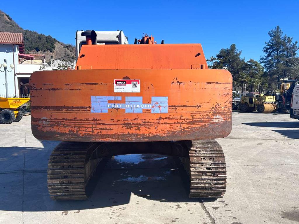 Fiat Hitachi FH 200E.3 - Escavatore cingolato in vendita a Potenza da ...