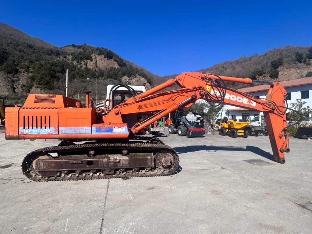 Fiat Hitachi FH 200E.3 - Escavatore cingolato in vendita a Potenza da ...