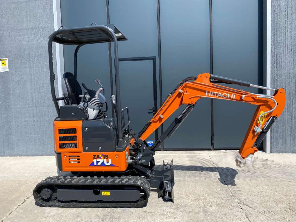 Hitachi ZX17U-6 - Miniescavatore in vendita a Verona da Emme Service Srl