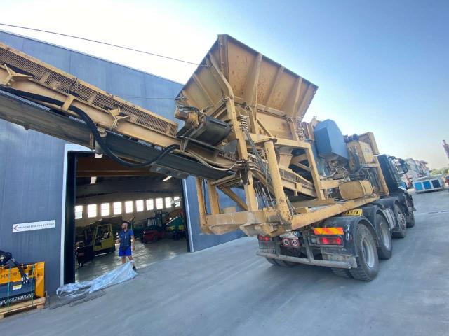 OM CONTAINER 15 - Frantoio fisso in vendita a Verona da Emme Service Srl