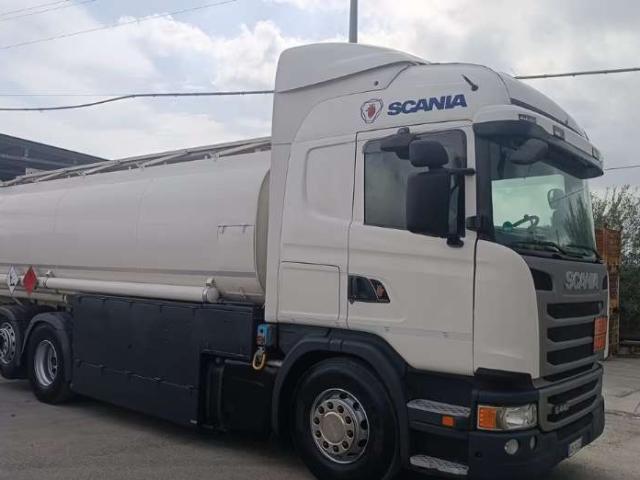 Scania G440 - Camion cisterna in vendita a Roma da Machinery Scanner