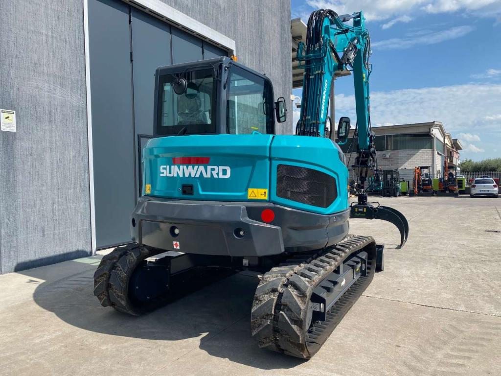 Sunward SWE90UF-2PB - Escavatore cingolato in vendita a Verona da Emme Service Srl